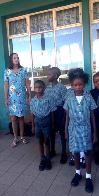 Grade 1: First day in new uniforms! - Cresslawn Primary School